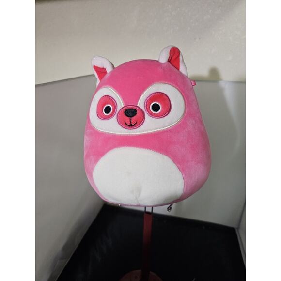 Kellytoy | Toys | Squishmallows 8 Lucia Pink Lemur Soft Plush Stuffed ...
